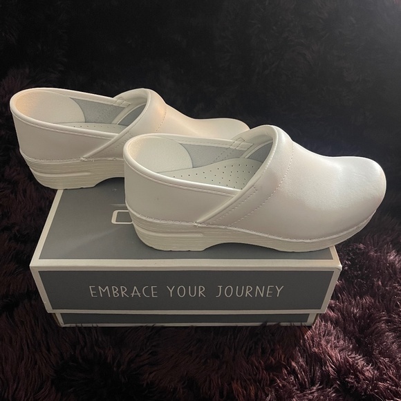 Dansko | Shoes | Dansko Nursing Shoes | Poshmark